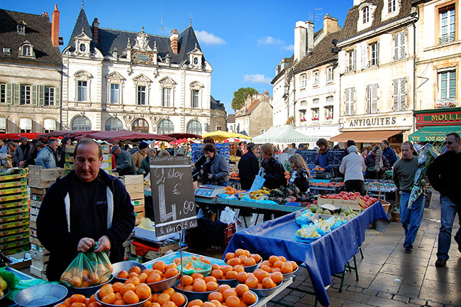 Beaune market day - Amitié Wines